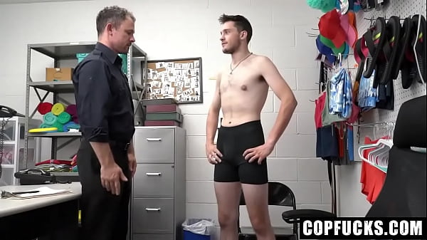 Mall Cop Jesse Zeppelin Punishes Shoplifting Twink Ryland Kingsman - xxx Mobile Porno Videos ...